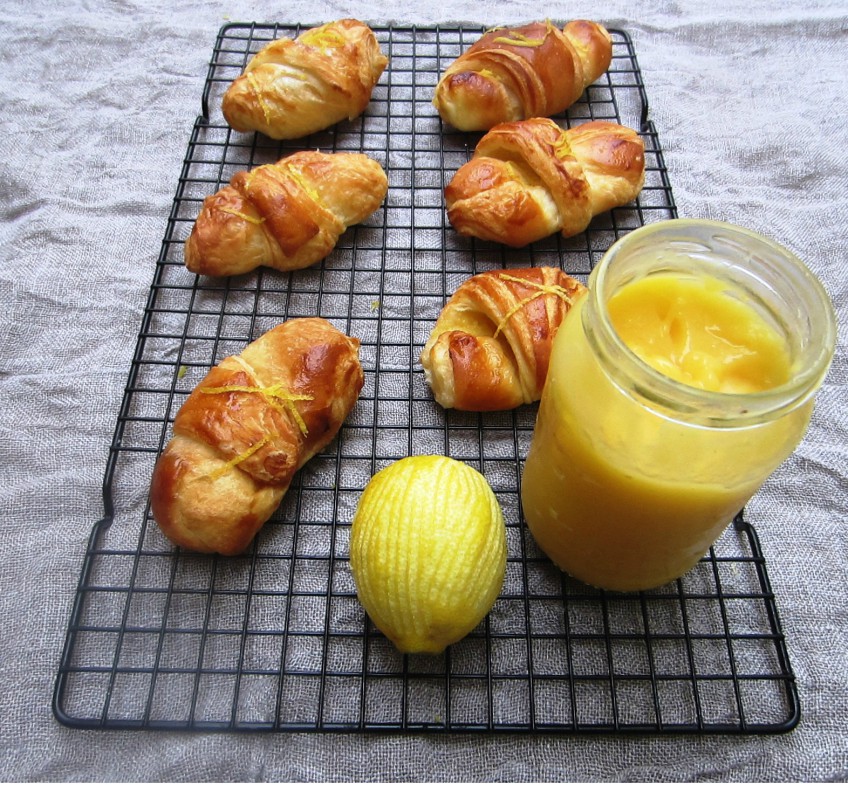 Lemon Drizzle Croissants