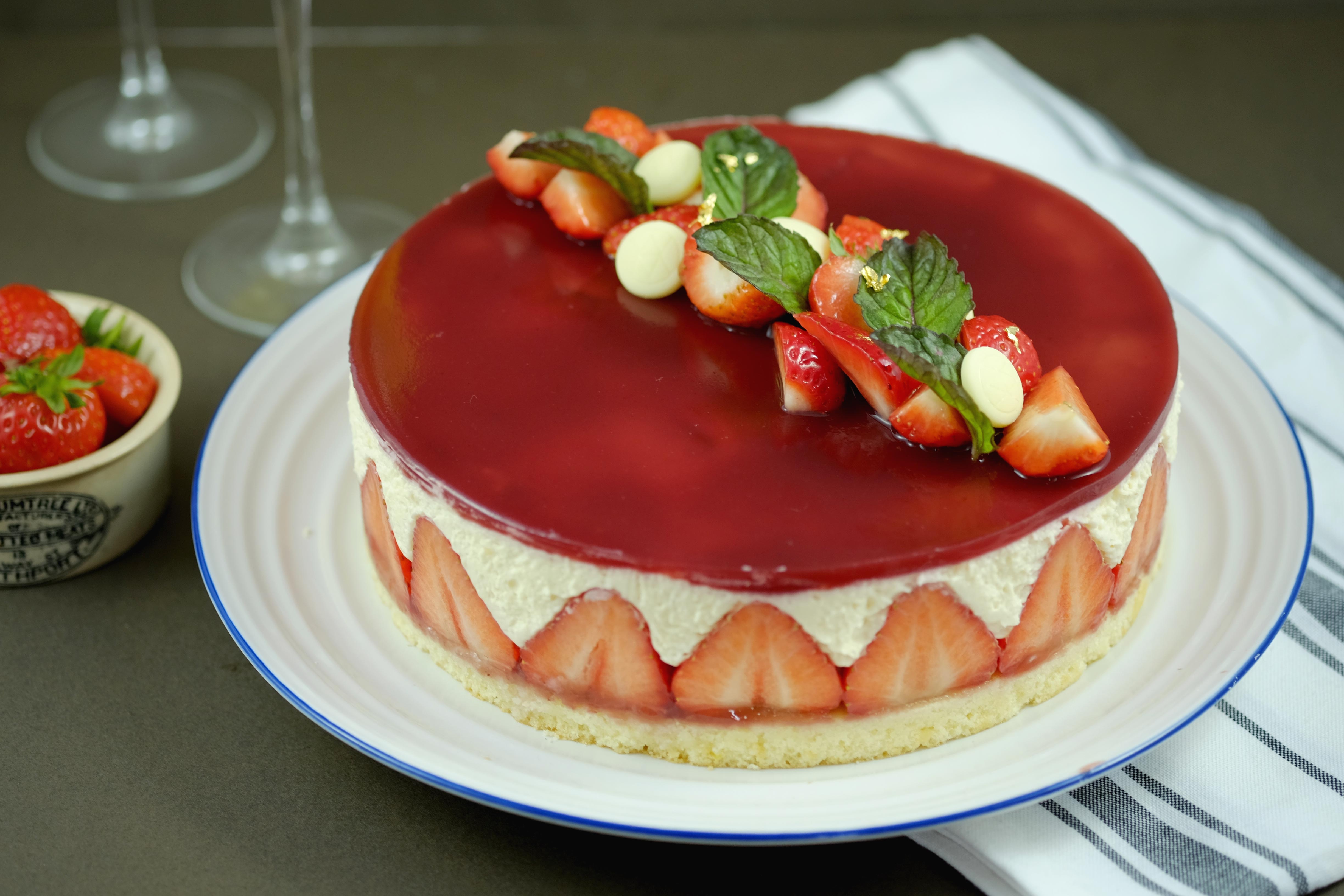 How To Make The Classic Fraisier Patisserie - Patisserie Makes Perfect