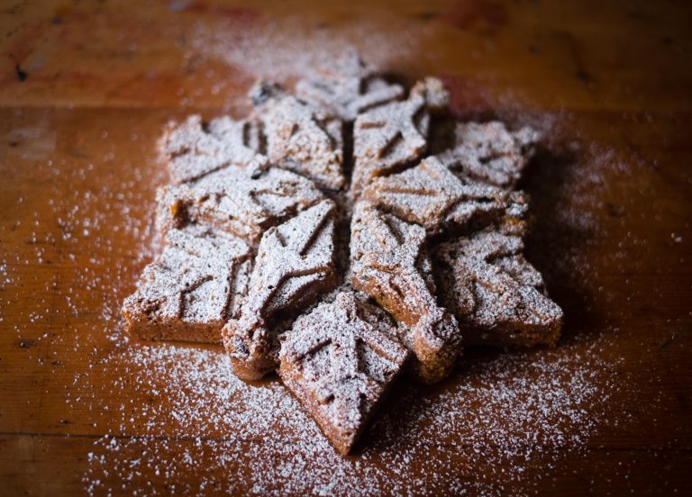 Snowflake Cake - Patisserie Makes Perfect
