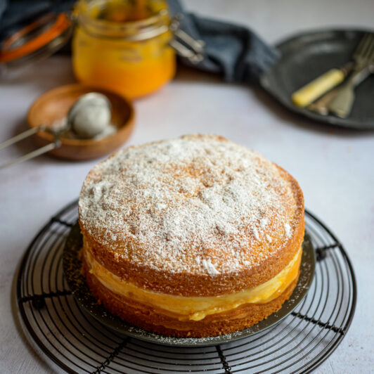 Large Cakes - Patisserie Makes Perfect